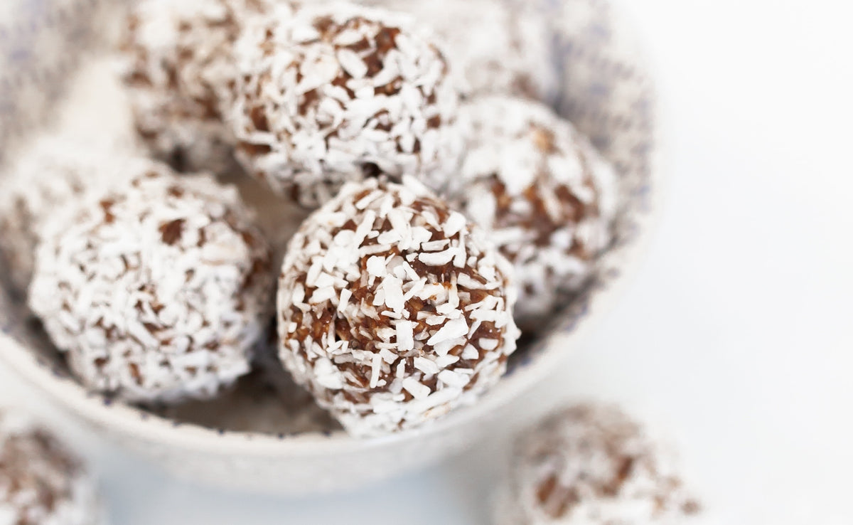 Low-Carb, Low-Sugar Nut & Seed Energy Balls – LA Muscle - AU & NZ